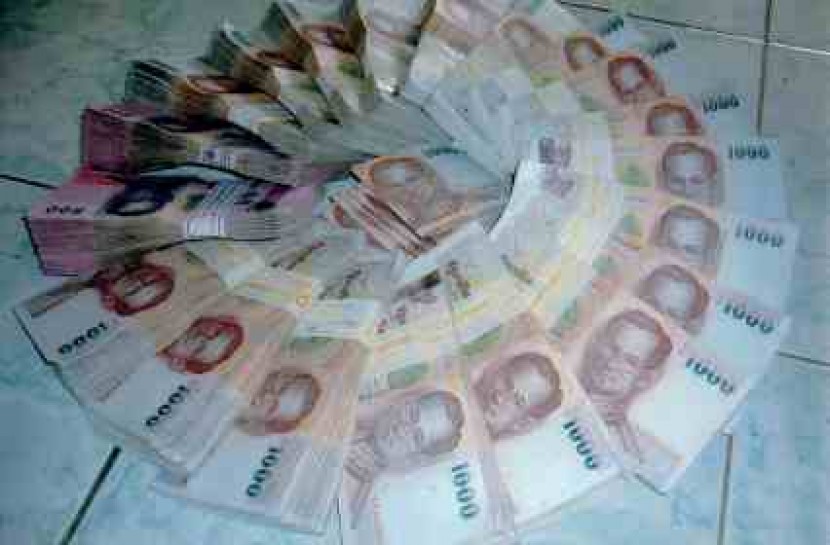 HOW TO UNDERSTAND THE TRADITIONAL THAI DOWRY - Legally Married in Thailand